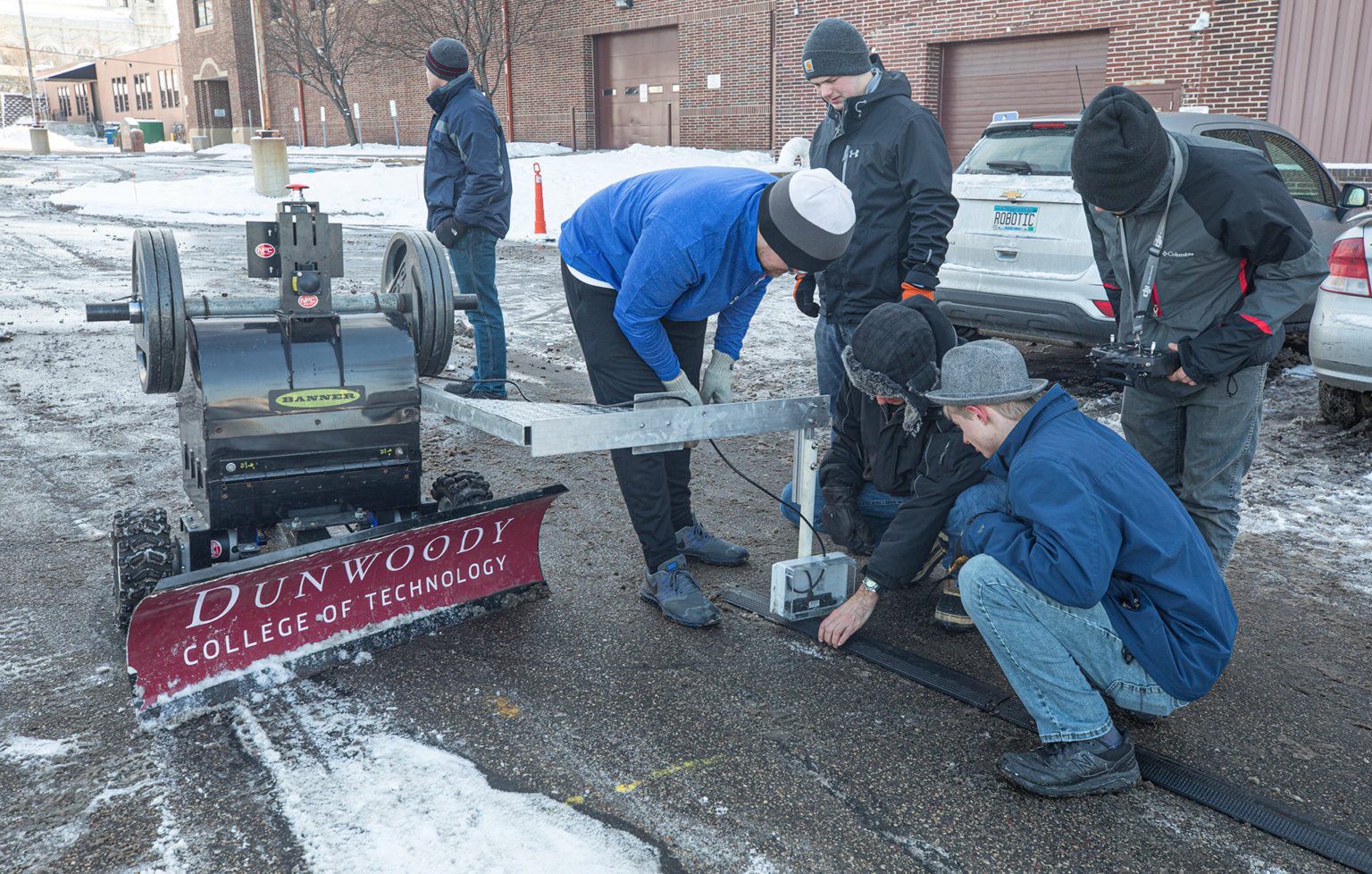 Dunwoody Hosting Annual Autonomous Snowplow Competition - Dunwoody ... Dunwoody Hosting Annual Autonomous Snowplow Competition - Dunwoody ...