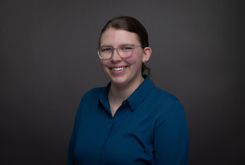 Ashley Sather receives Academic Excellence Award - Dunwoody College News